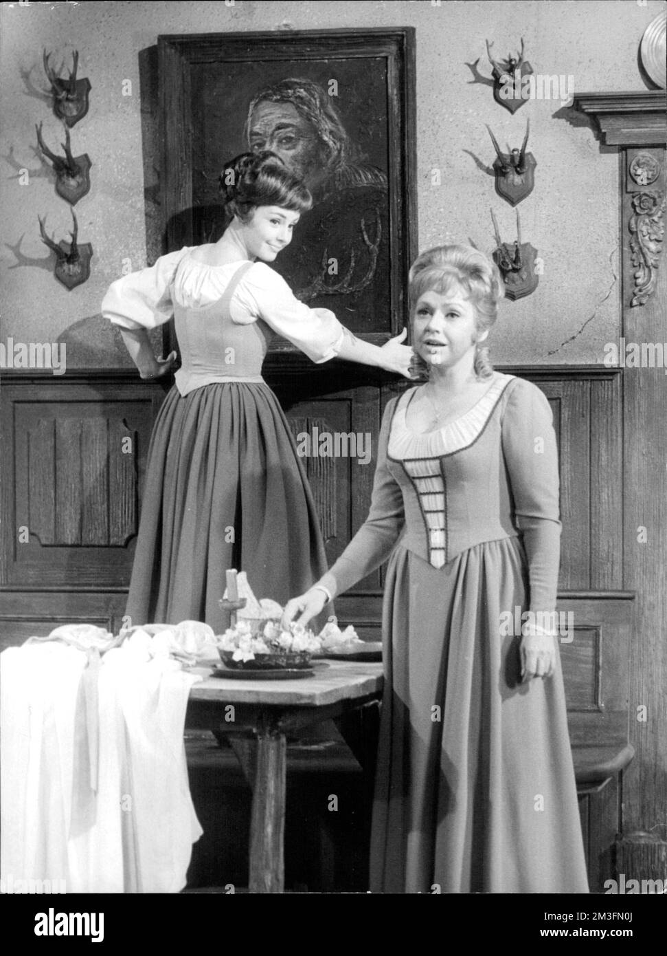 "Sagt, holde Frauen...". "Der Freischütz" mit Arlene Saunders und Edith ...