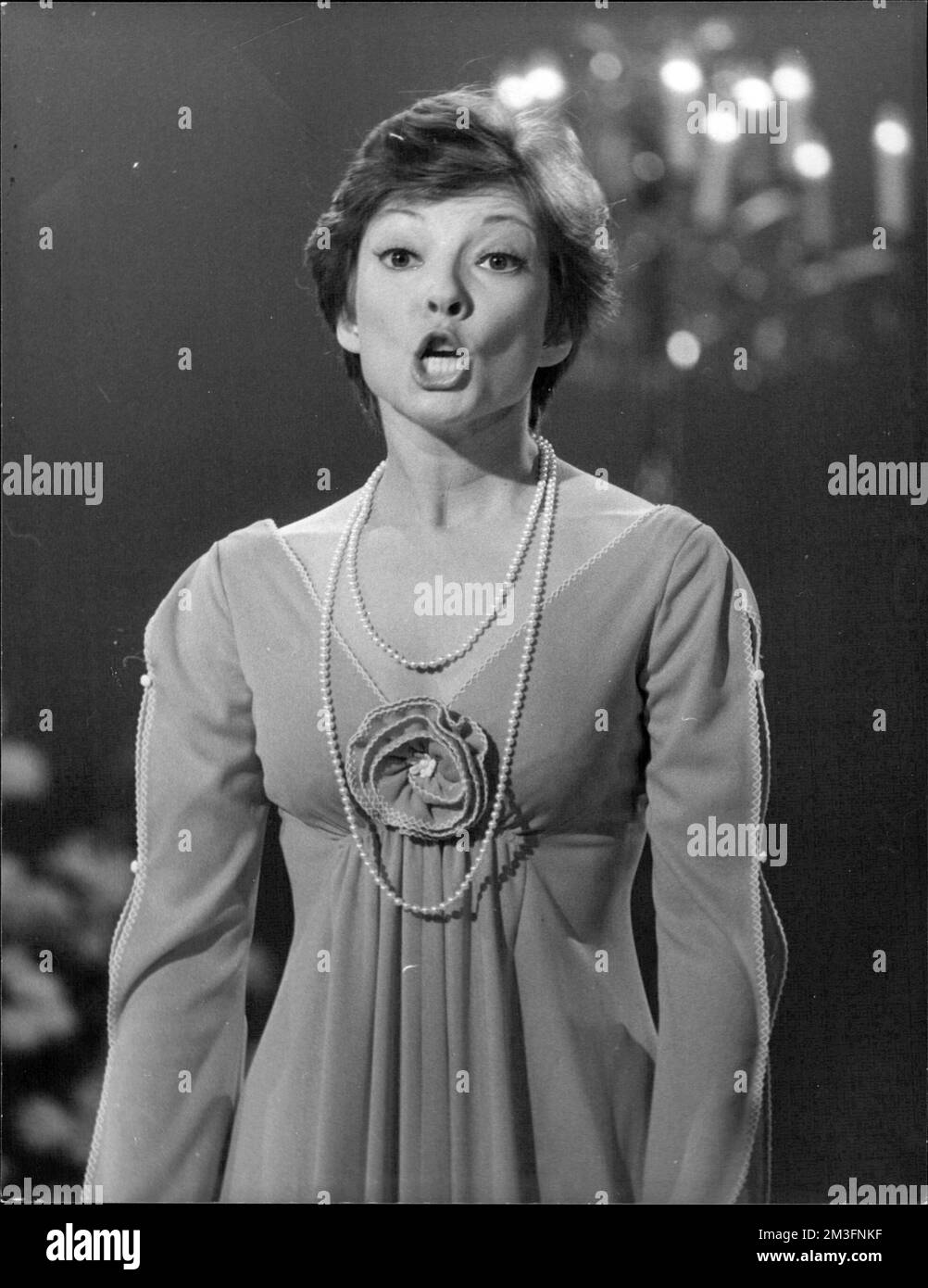 Anneliese Rothenberger stellt vor: Donna Woodward (l.) und Waltraud ...