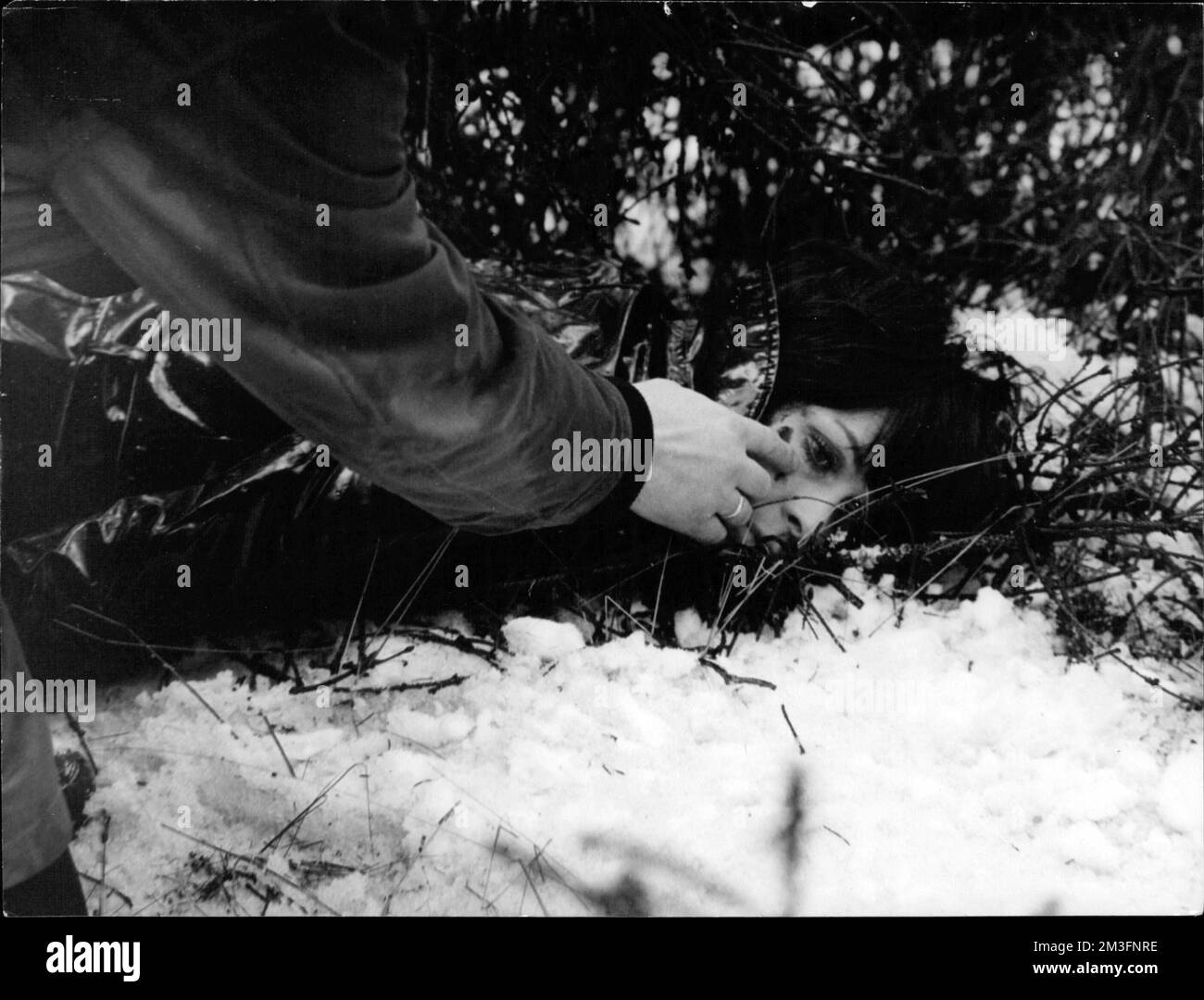 Dem Täter auf der Spur "Frau gesucht" - Die Polizei hat die Spuren im ...