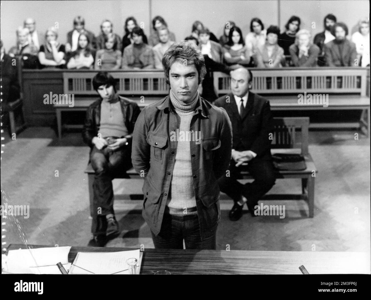 Das Fernsehgericht tagt "Erpressung" - Michael Blume (Gunnar Warner ...