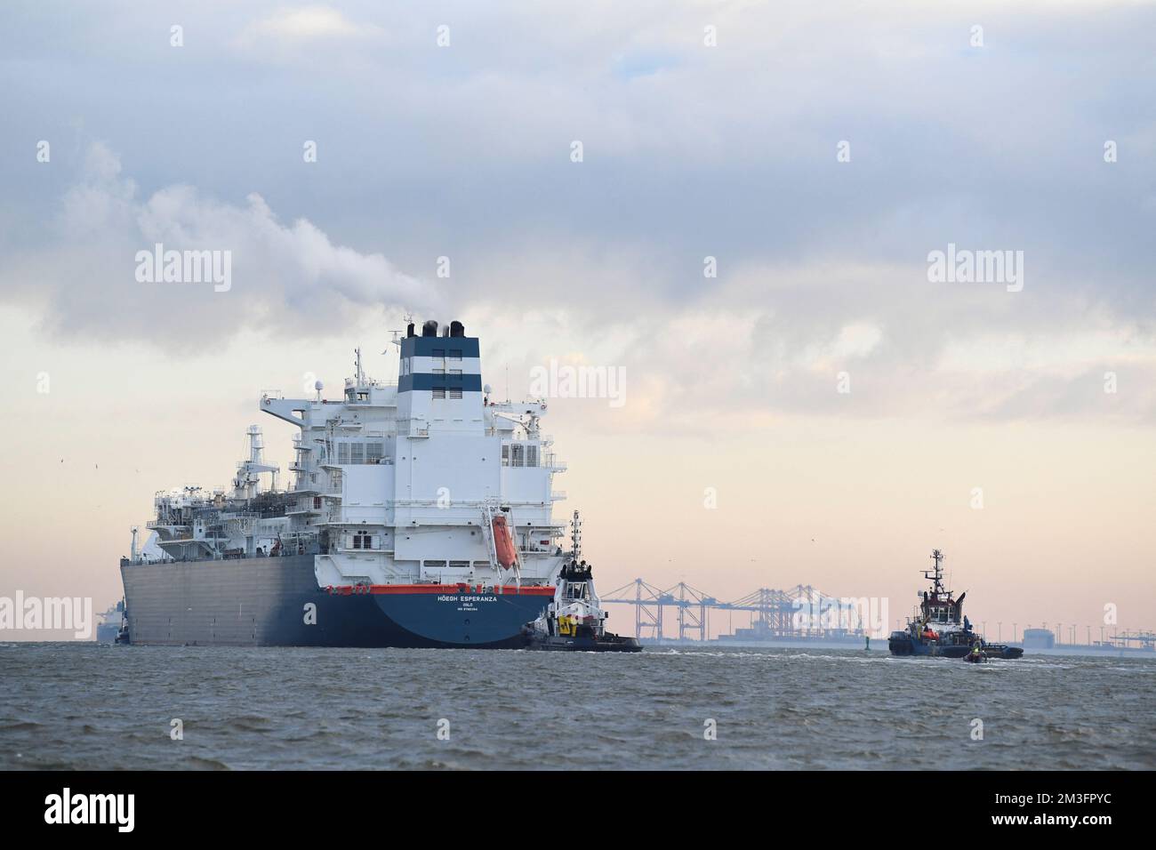 Floating storage and regasification unit hi-res stock photography and ...