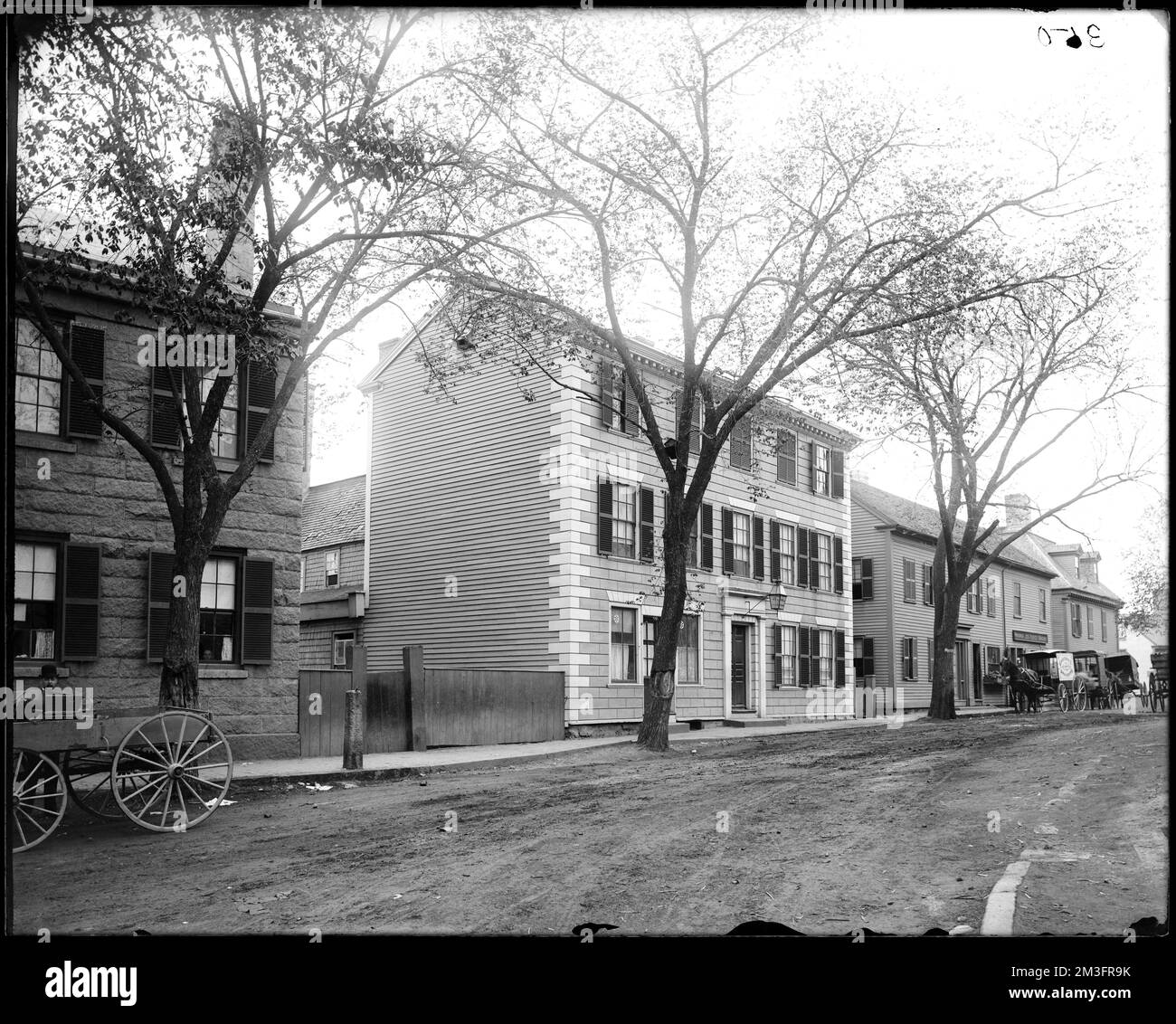 Marblehead, Hooper Street 'King' Hooper house, in 1891 , Houses, Carts ...