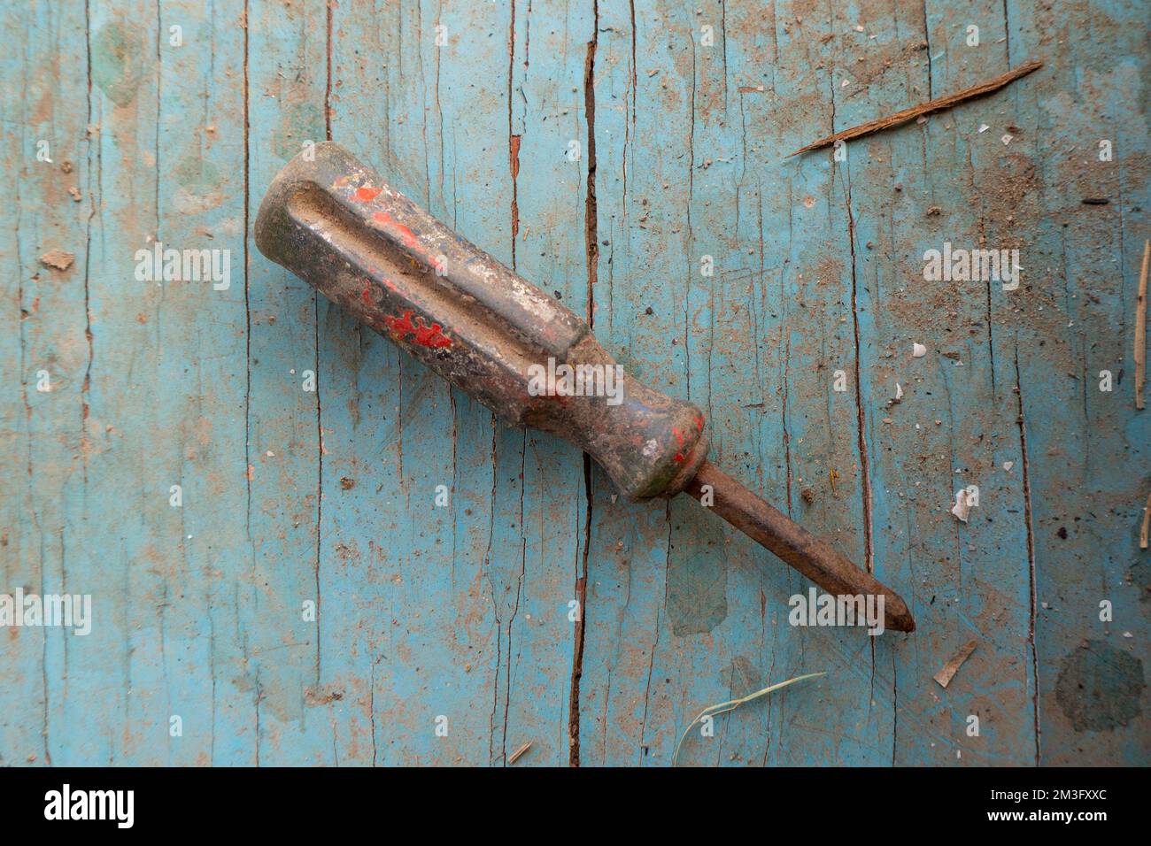 Flat screwdriver icon hi-res stock photography and images - Alamy