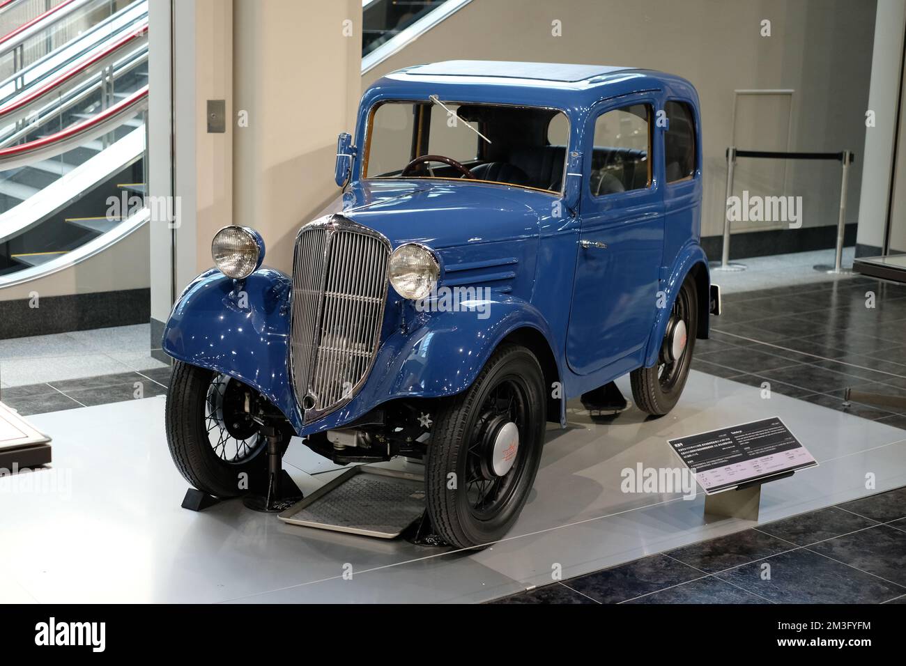 The world's classic vintage cars are collected in the Toyota Motor ...