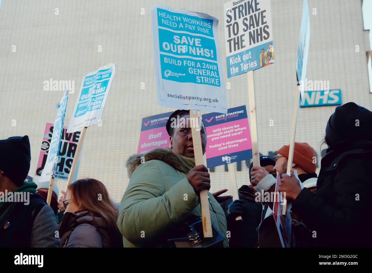 London, UK. 15/12/2022, NHS Nurses Strike at St. Thomas Hospital ...