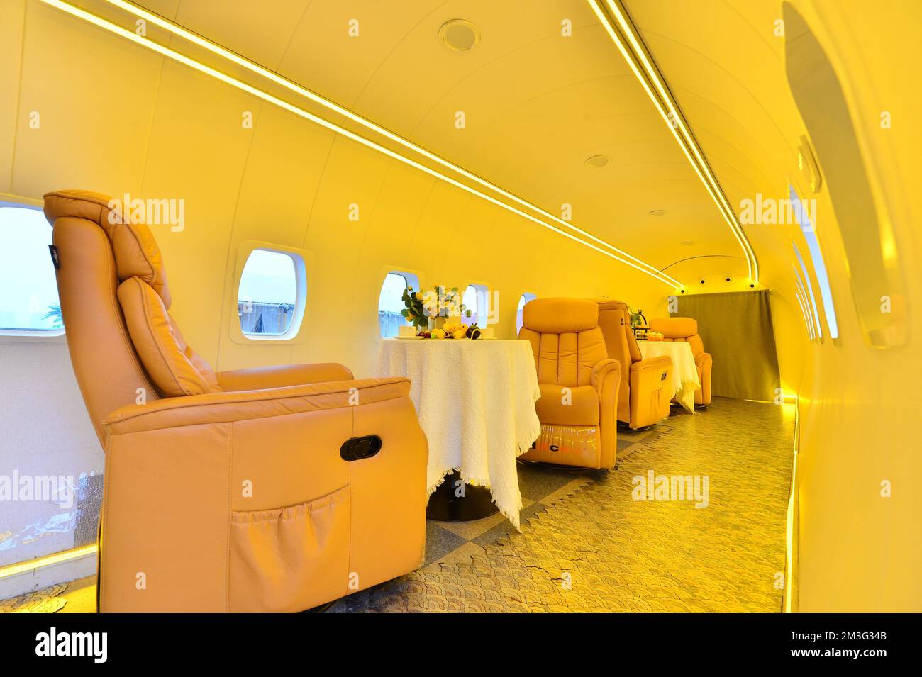 An airplane restaurant on the roof of a shopping mall in Xindu District ...