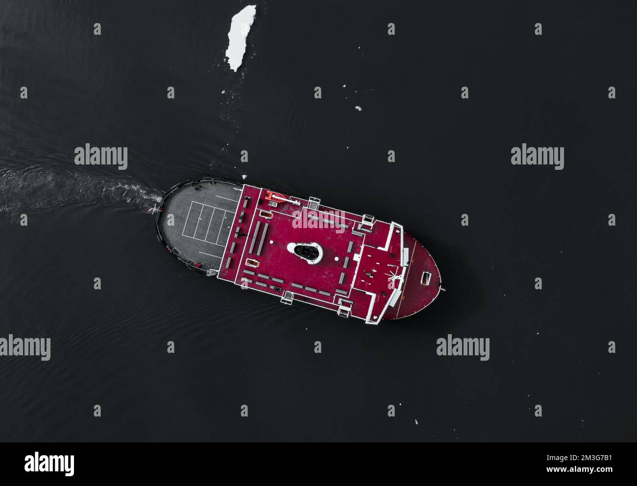 Aerial view of a merchant ship hi-res stock photography and images - Alamy