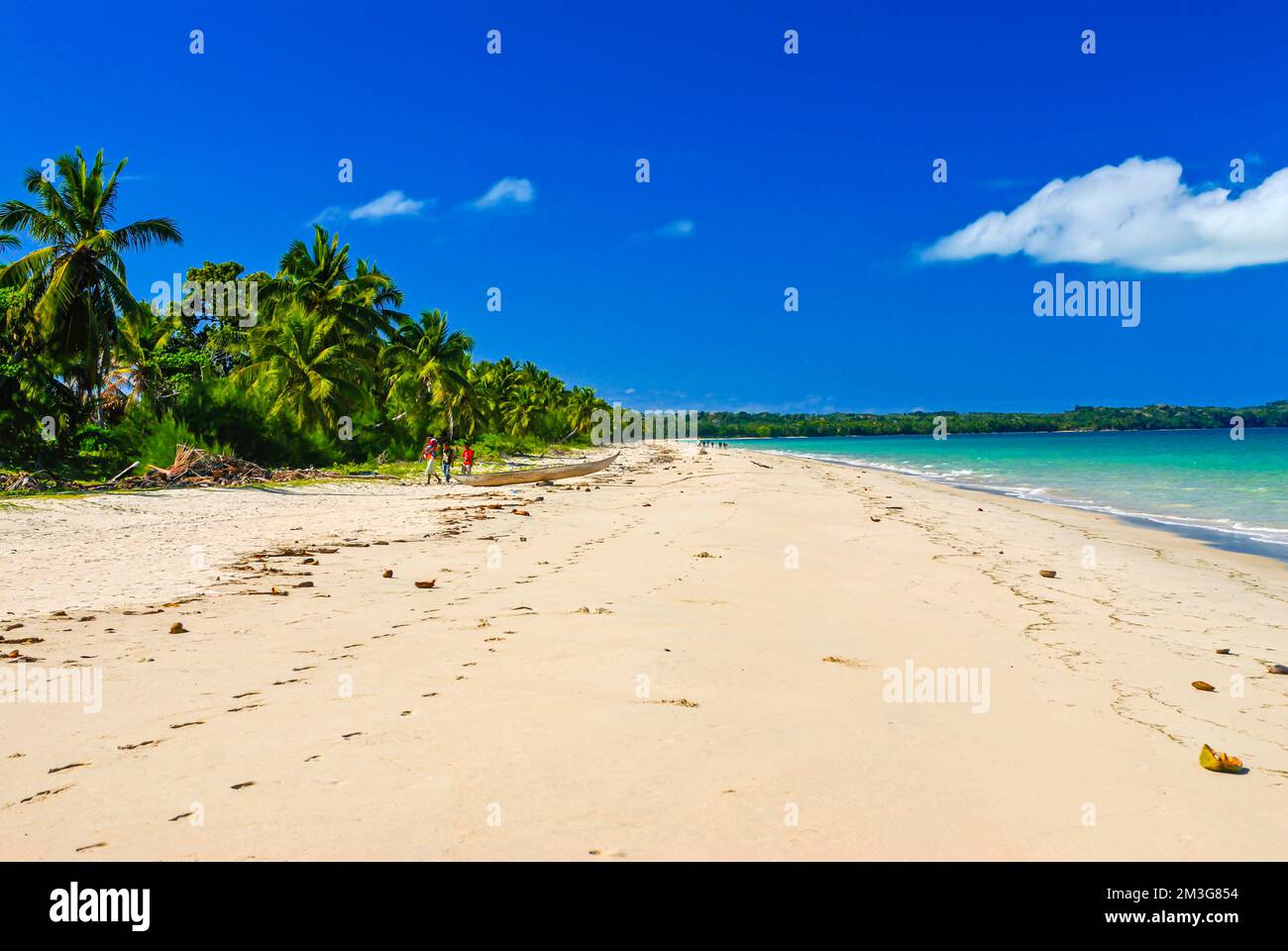 Long white sand beach in the north of the island Ile Sainte-Marie ...