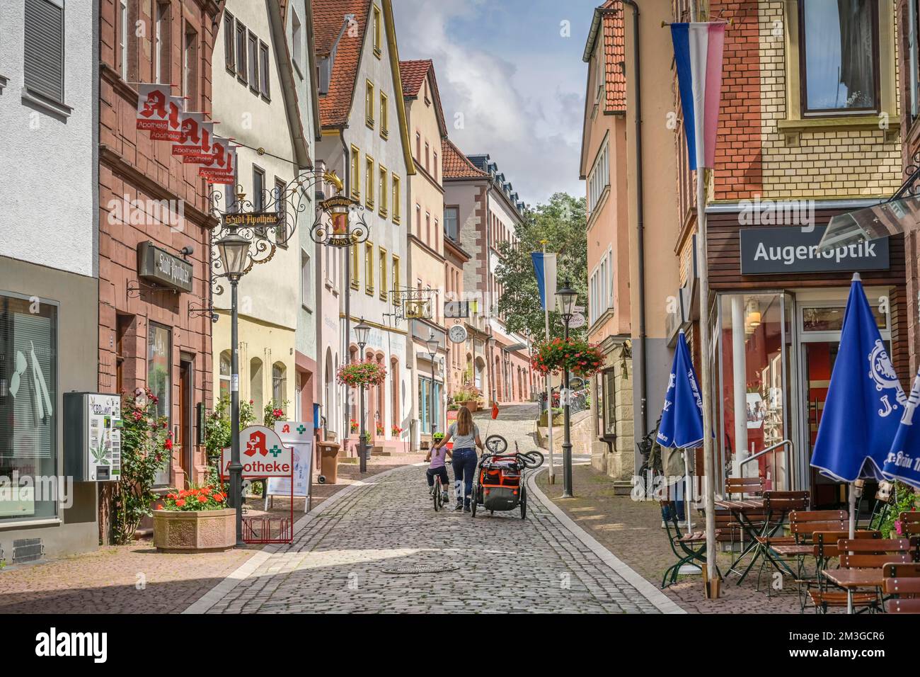 Passers-by, pedestrian zone, Obertorstrasse, old town, Lohr am Main ...