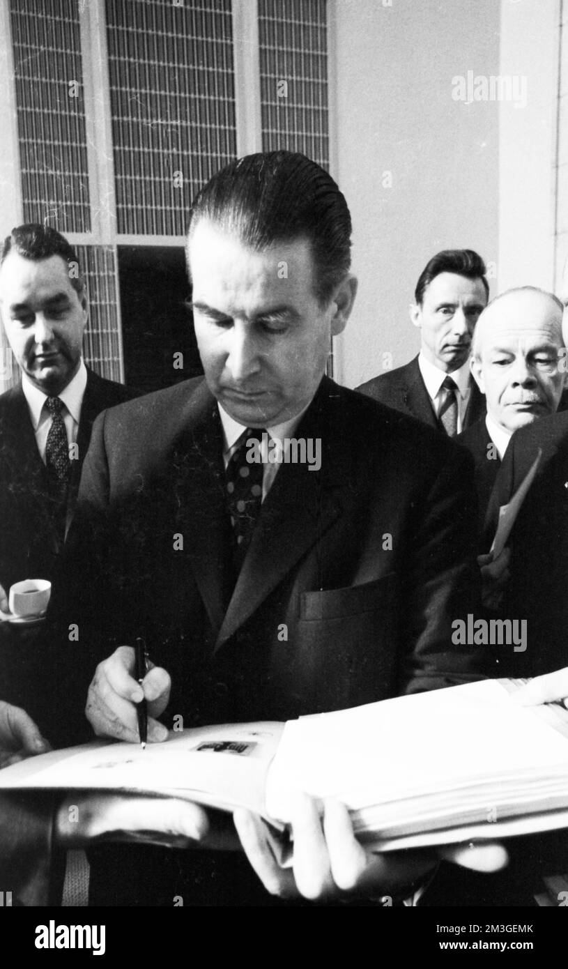 The Federal Assembly elected the new Federal President Gustav Heinemann ...