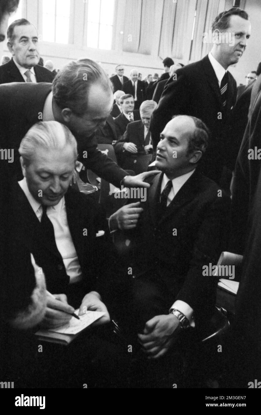 The Federal Assembly elected the new Federal President Gustav Heinemann ...