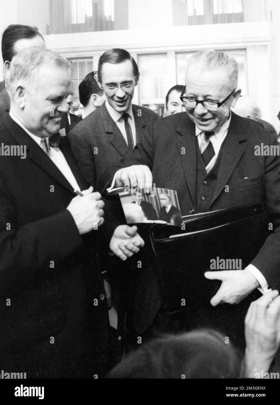 The Federal Assembly elected the new Federal President Gustav Heinemann ...