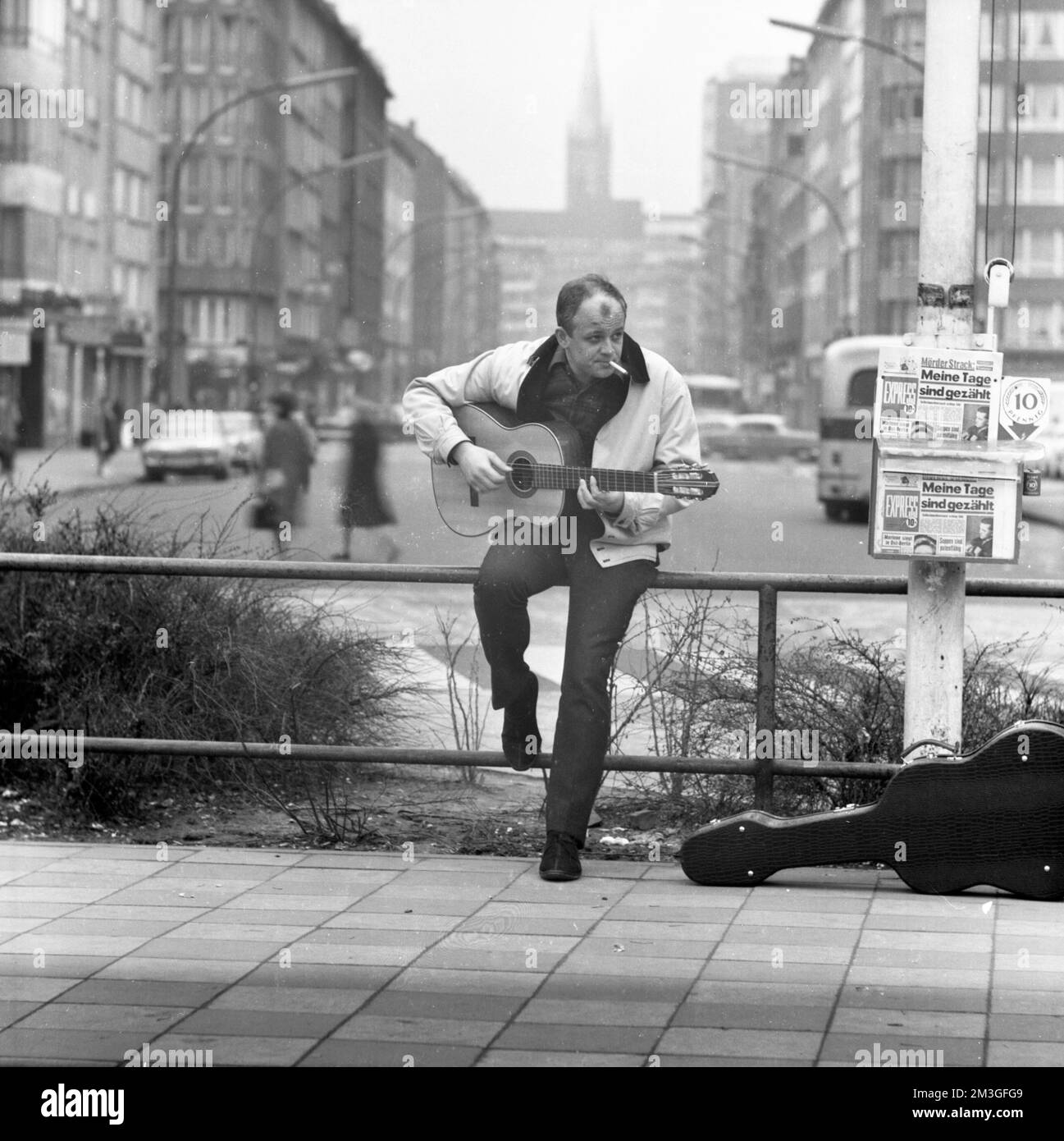 The Duesseldorf singer-songwriter, cabaret artist and graphic artist ...