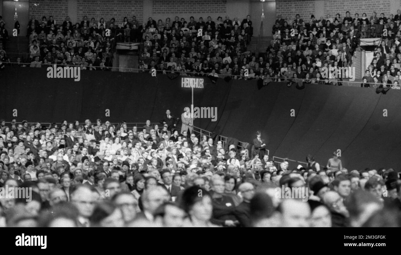 Performance and show by US revivalist Billy Graham on 2. 4. 1970 at the ...