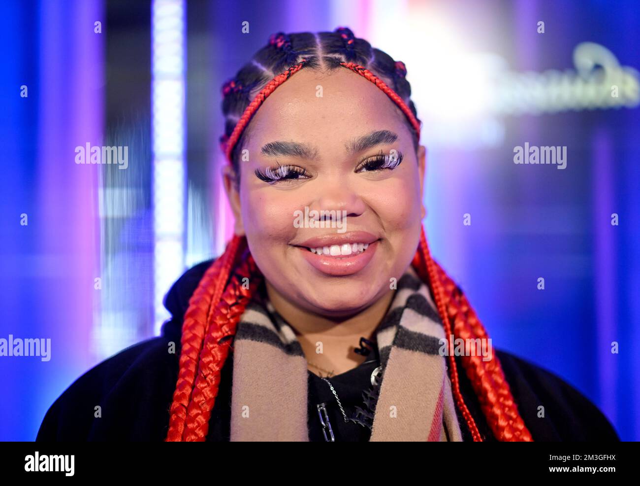 Berlin, Germany. 15th Dec, 2022. Singer Zoe Wees on the sidelines of an ...