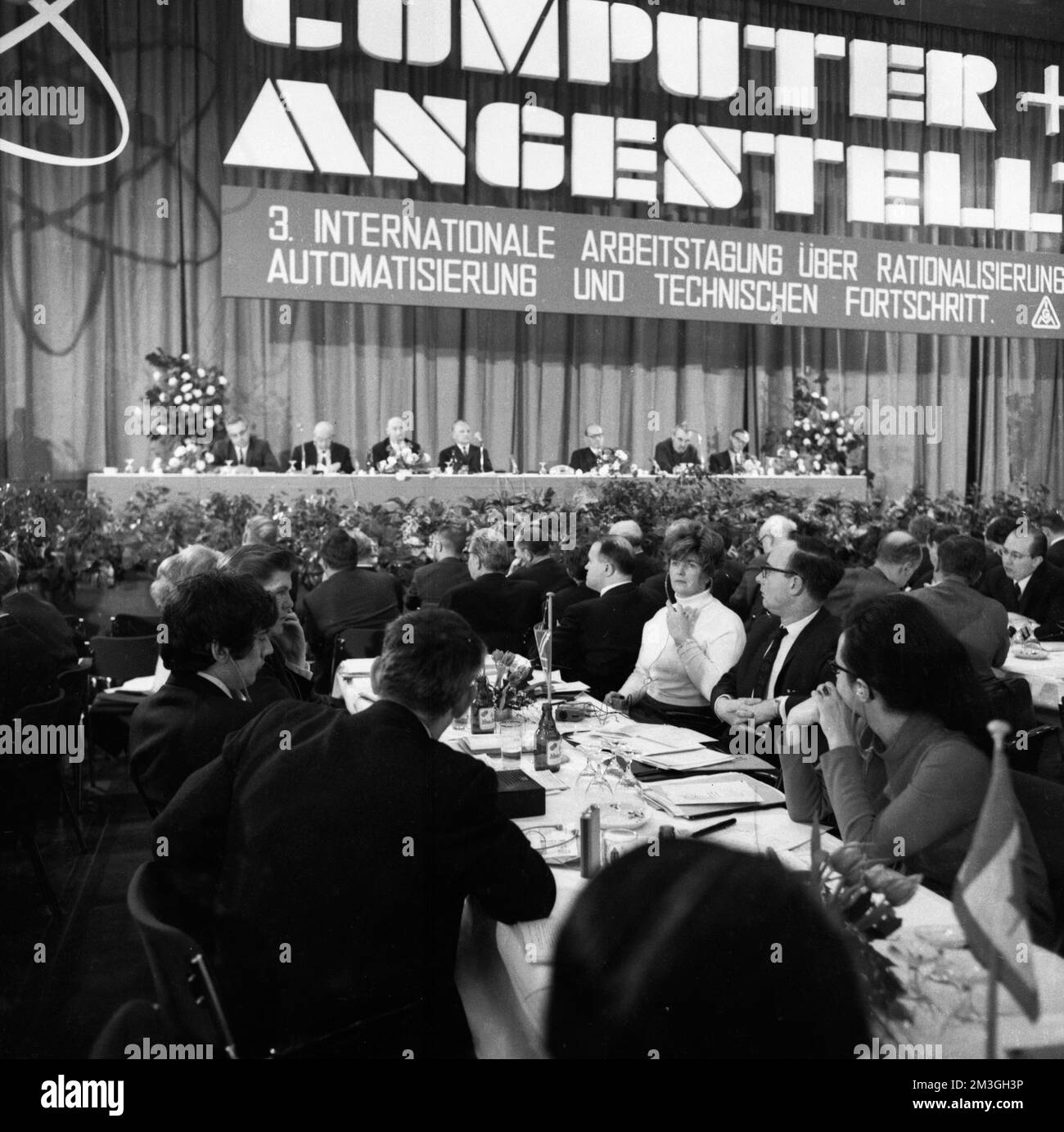 The influence of the computer on society, the world of work and the ...