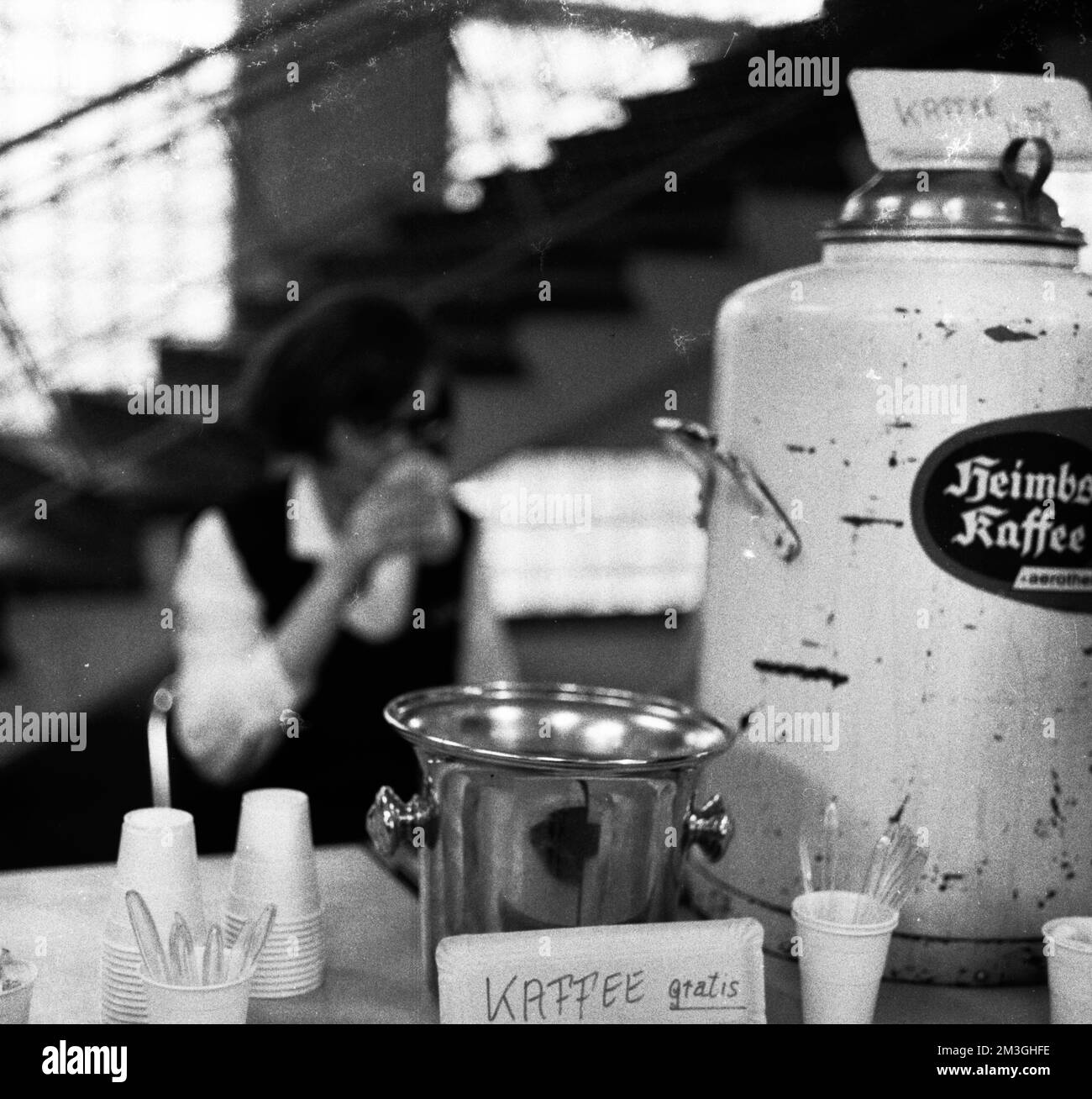 More than 2, 500 large-scale and small-scale workers met at the VEBA ...