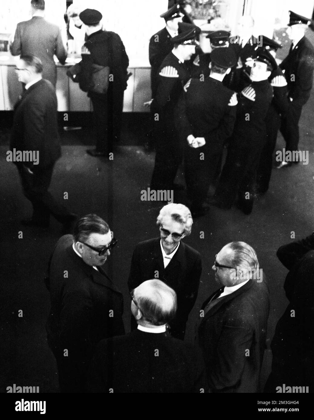 More than 2, 500 large-scale and small-scale workers met at the VEBA ...