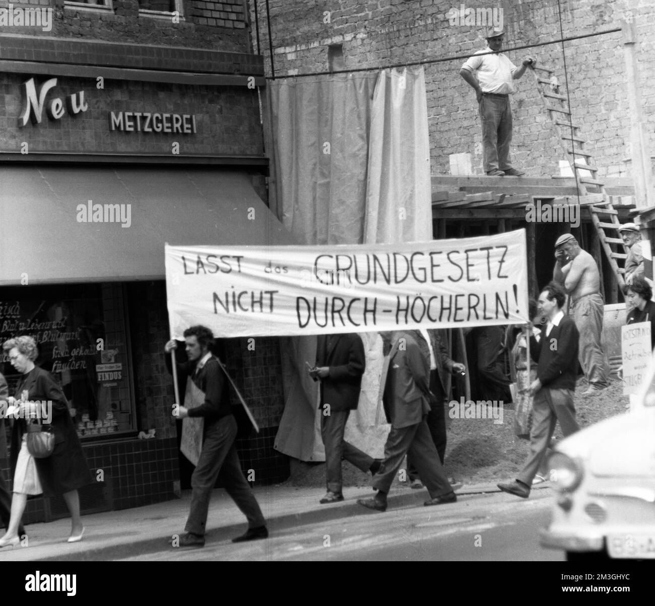 The peace movement demonstrated in Bonn on 16. 6. 1965 against the ...