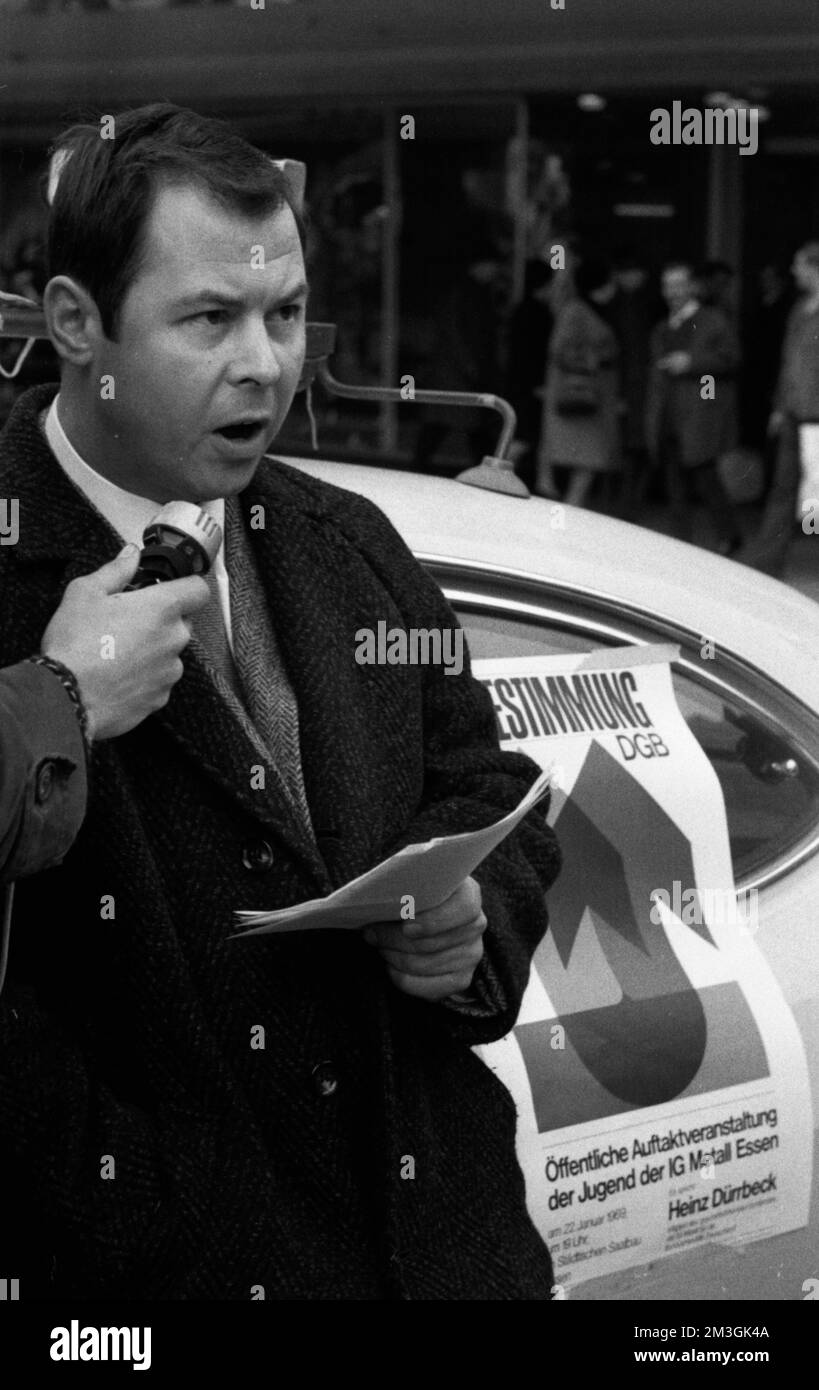 Trade union activities in the years 1965 to 1971 on the subject of co ...