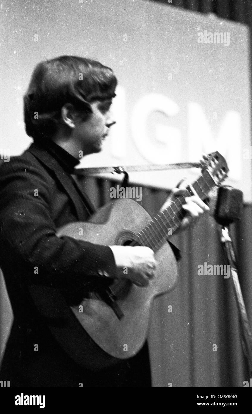 Trade union activities in the years 1965 to 1971 on the subject of co ...