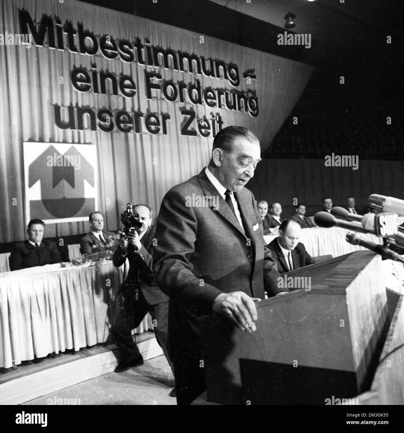 Trade union activities in the years 1965 to 1971 on the subject of co ...