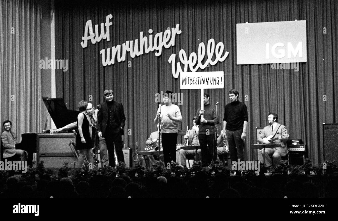 Trade union activities in the years 1965 to 1971 on the subject of co ...