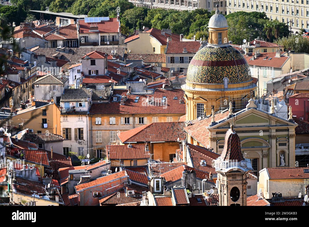 View of old Nice and Cathédrale Sainte-Réparate from castle hill with ...