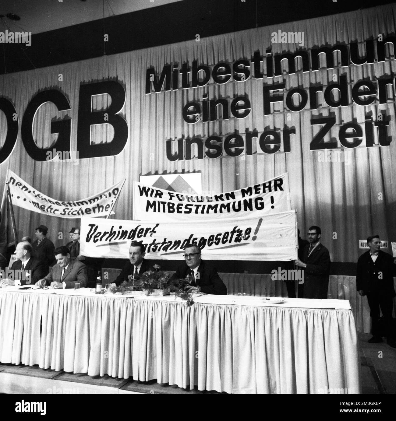 Trade union activities in the years 1965 to 1971 on the subject of co ...