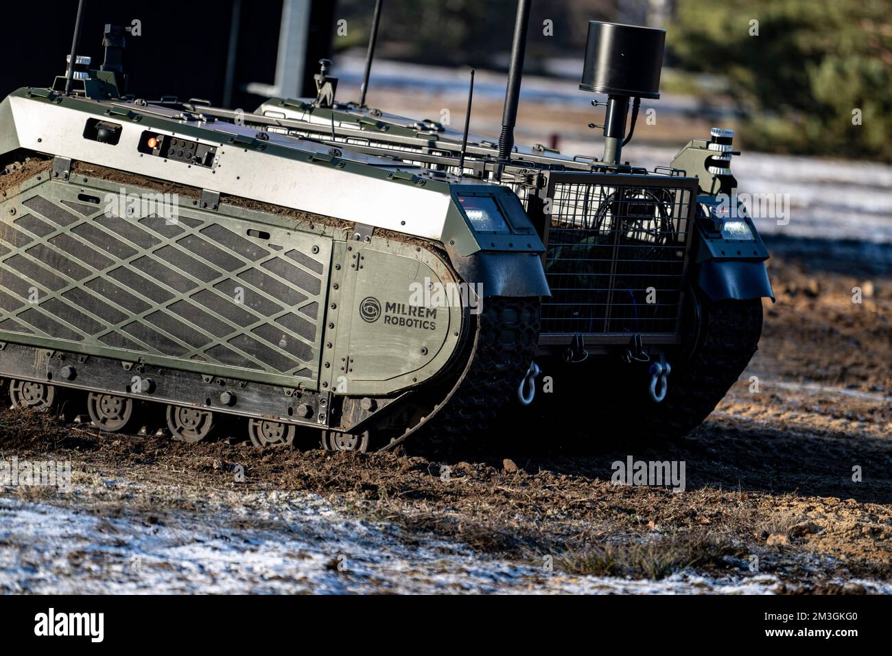 15 December 2022, Brandenburg, Brück: A THeMIS Unmanned Ground Vehicle from the manufacturer ...