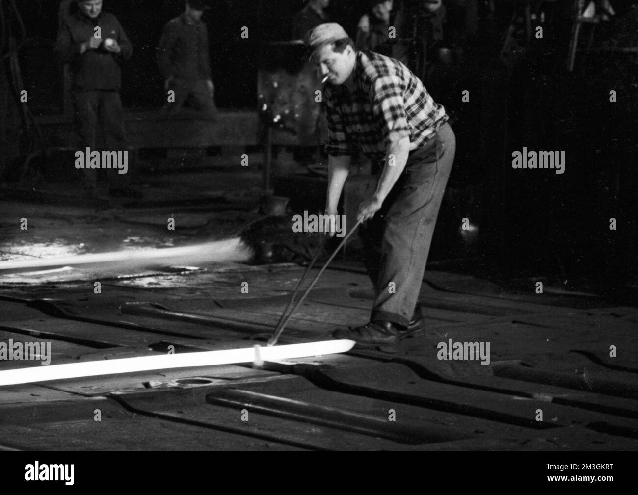 The production of steel products, as here at the Neunkircher Eisenwerke ...