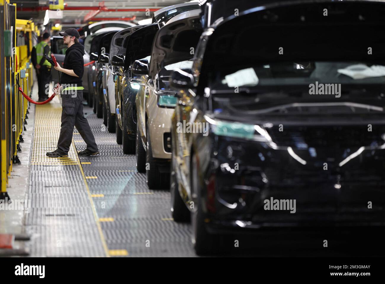 Solihull factory jaguar hi-res stock photography and images - Alamy