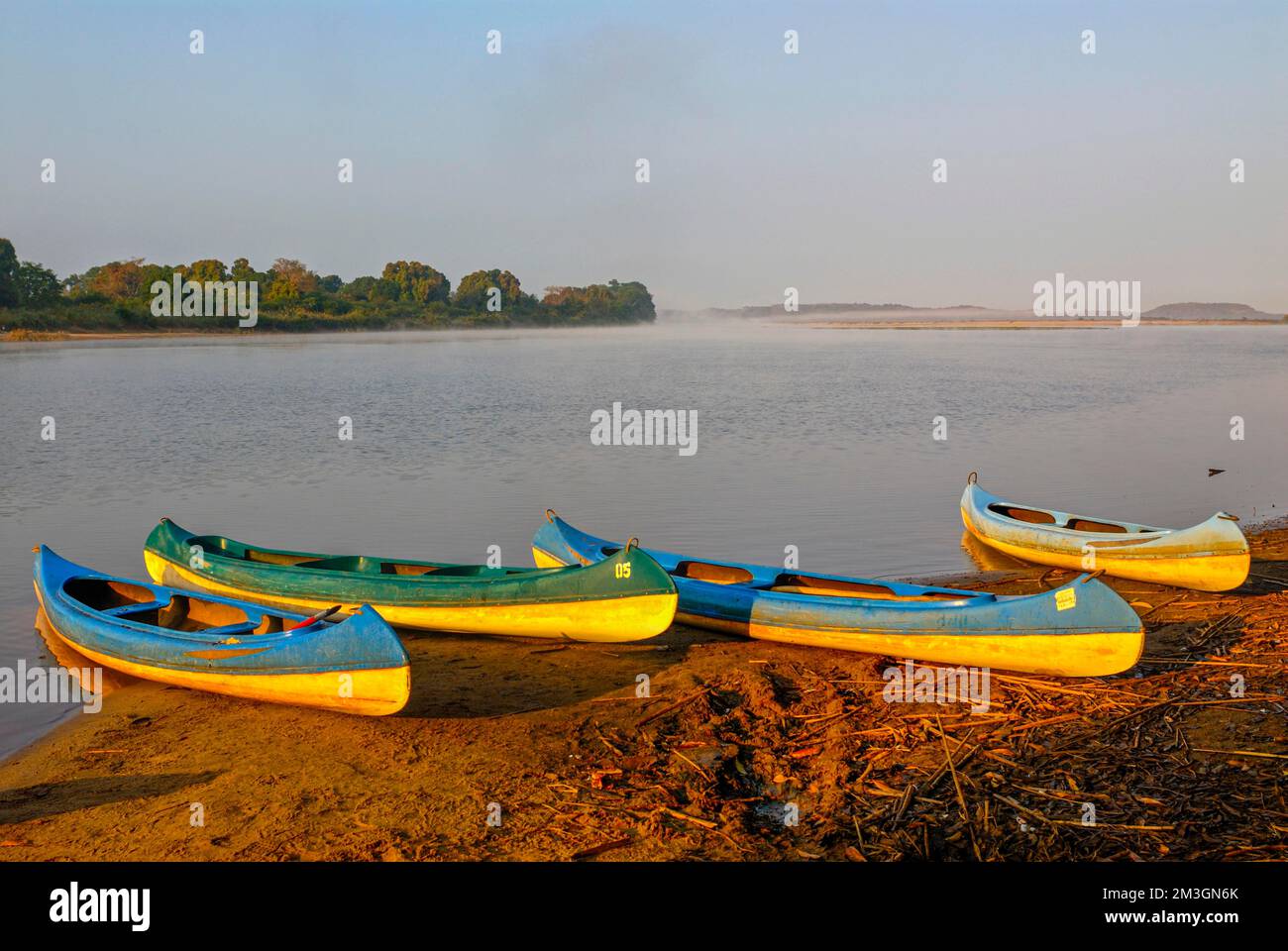 Manambolo river, madagascar hi-res stock photography and images - Alamy
