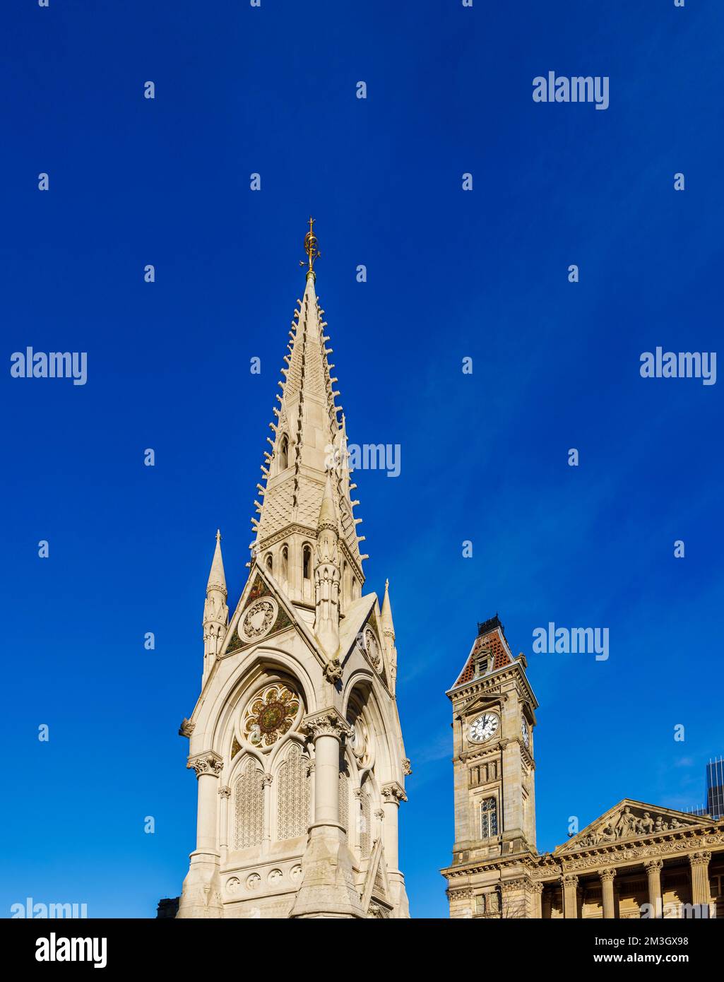 The Chamberlain Memorial and clock tower of the Birmingham Museum & Art ...