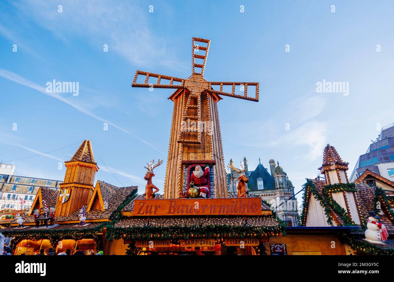 Market scene in victoria hi-res stock photography and images - Alamy