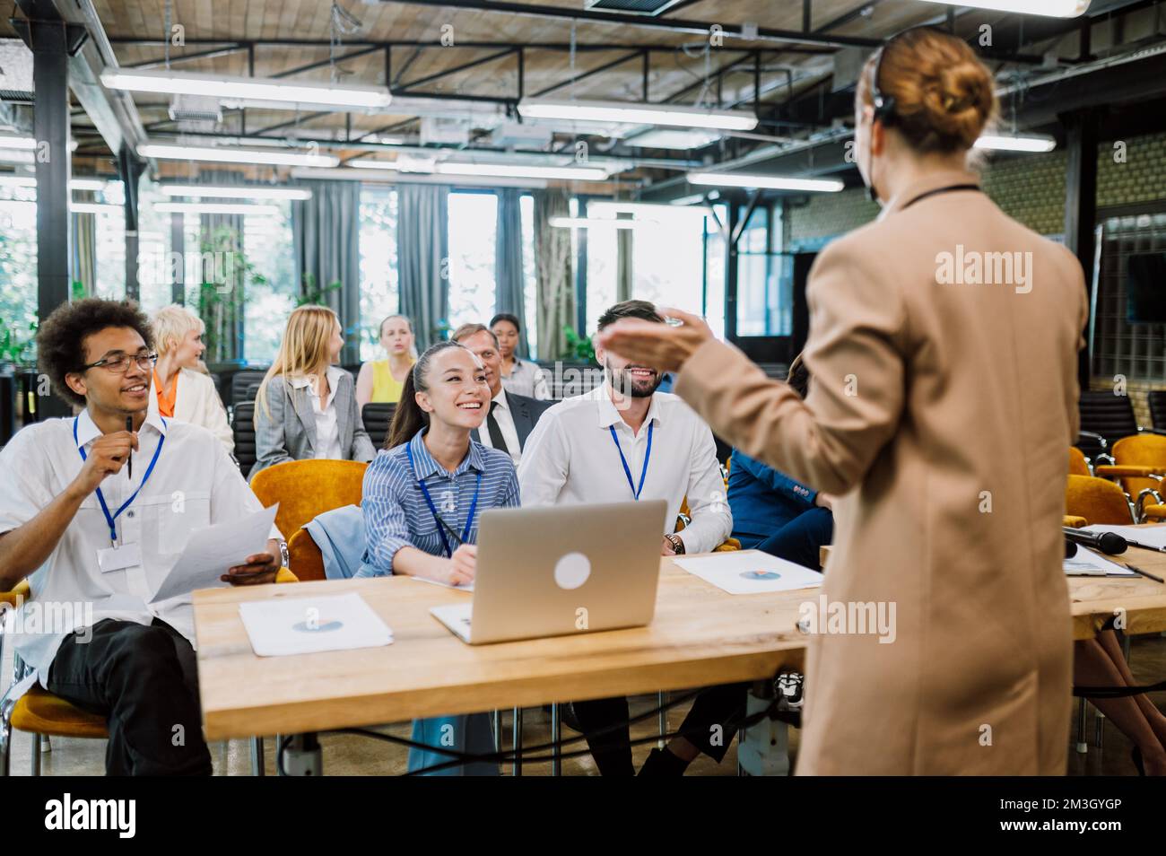 Public recognition speaker hi-res stock photography and images - Alamy