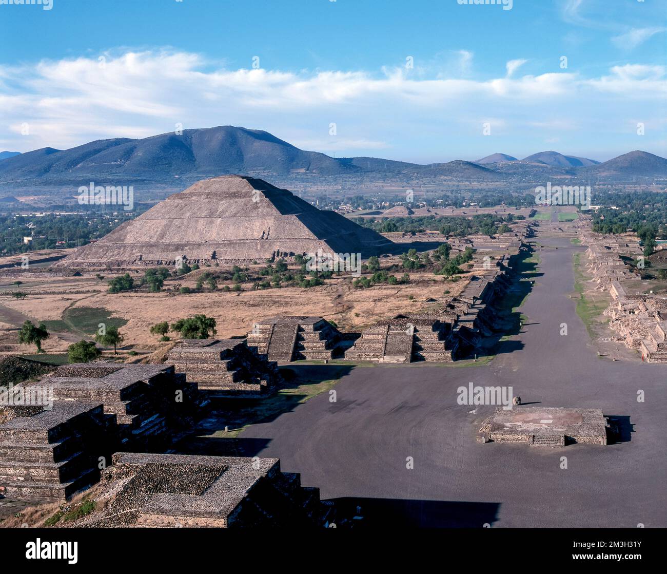 Teotihuacán archaeological zone,pyramid of the sun, Valley of Mexico ...