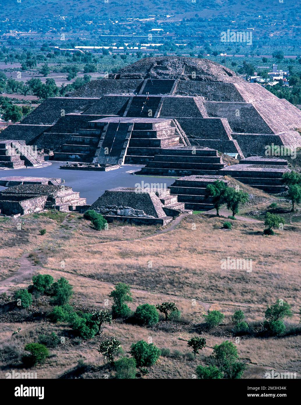 Teotihuacán archaeological zone,pyramid of the Moon, Valley of Mexico ...