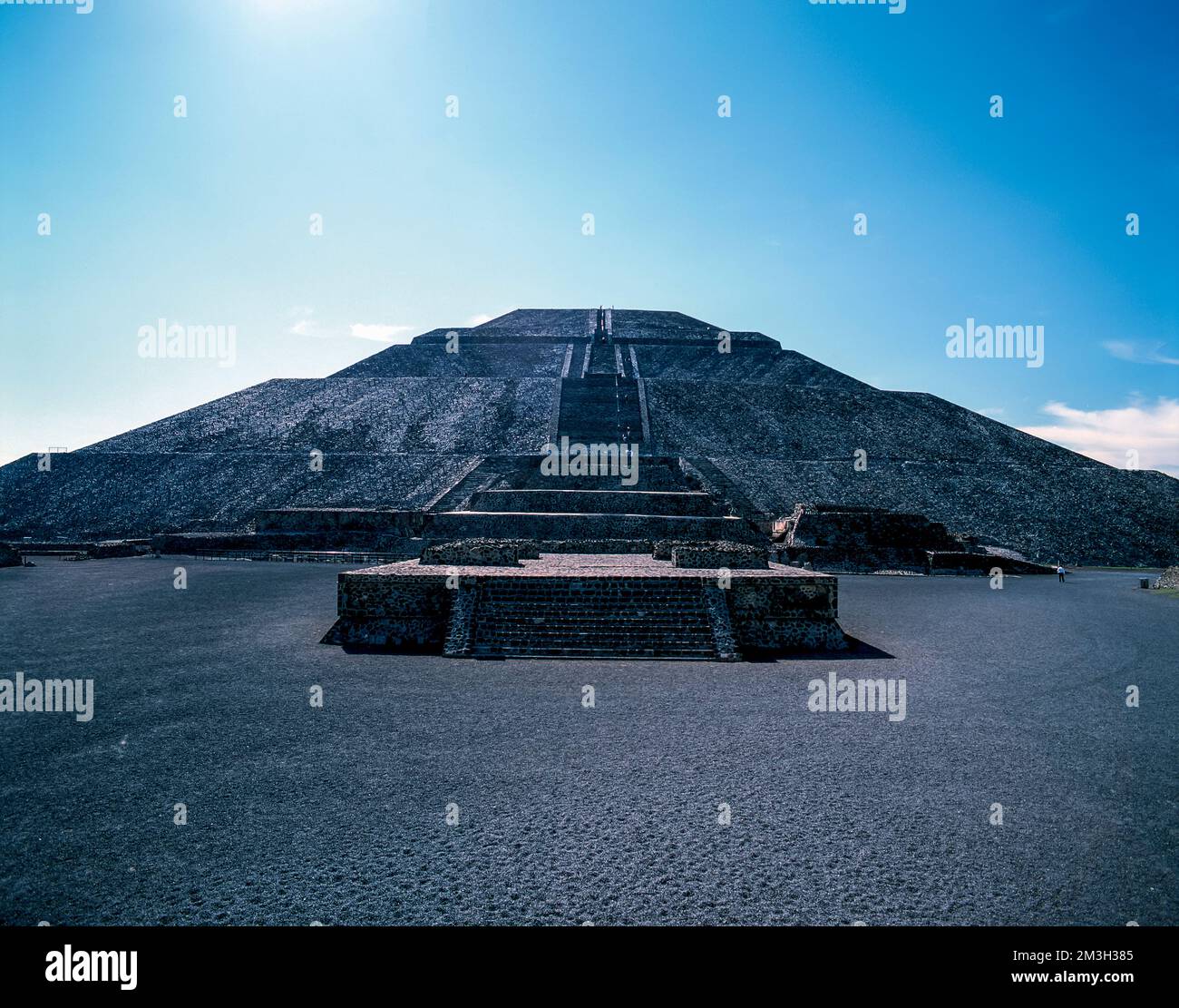 Teotihuacán archaeological zone,pyramid of the sun, Valley of Mexico ...