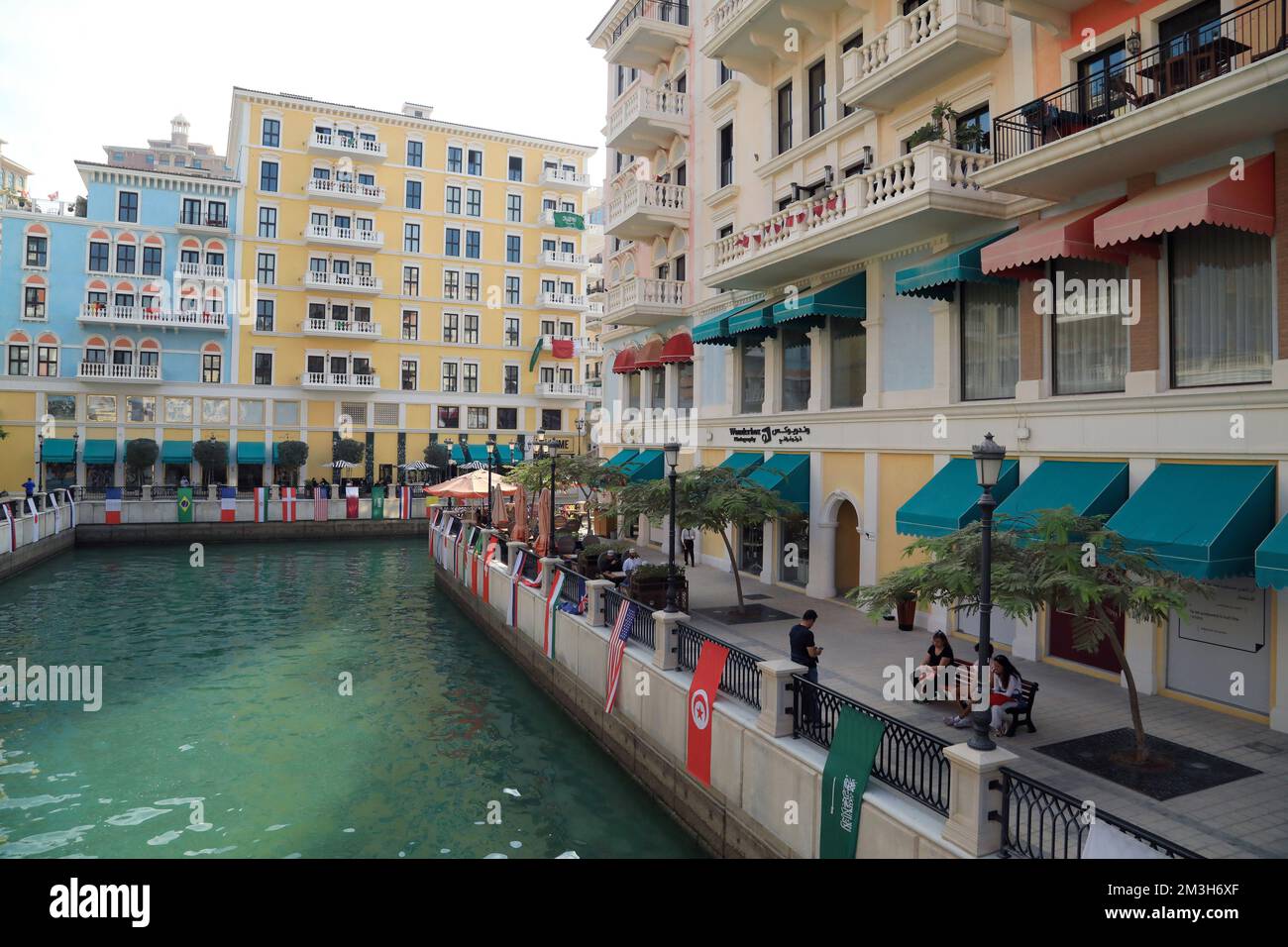 Doha bridges hi-res stock photography and images - Alamy