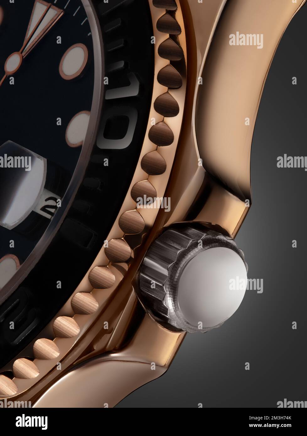 Wearing gold rolex watches hi-res stock photography and images - Alamy