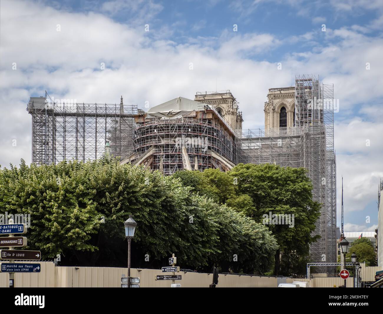 Reconstruction paris hi-res stock photography and images - Alamy