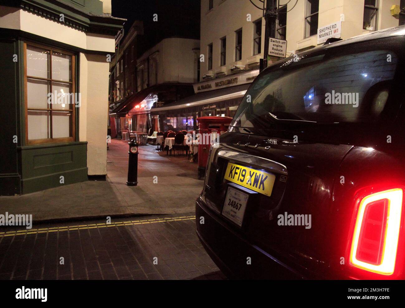 30 berkeley square london hi-res stock photography and images - Alamy