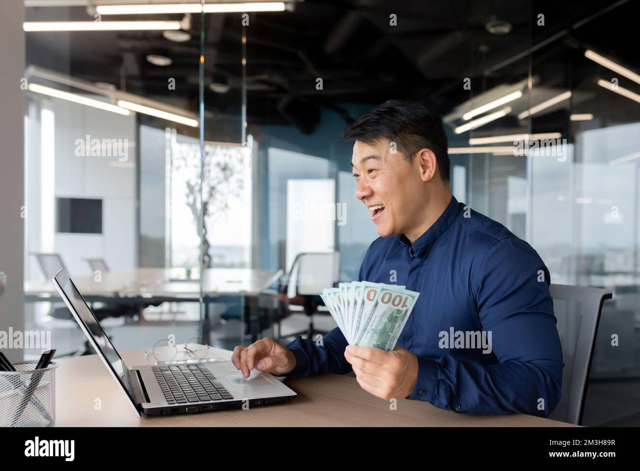 Achievement banker hi-res stock photography and images - Alamy