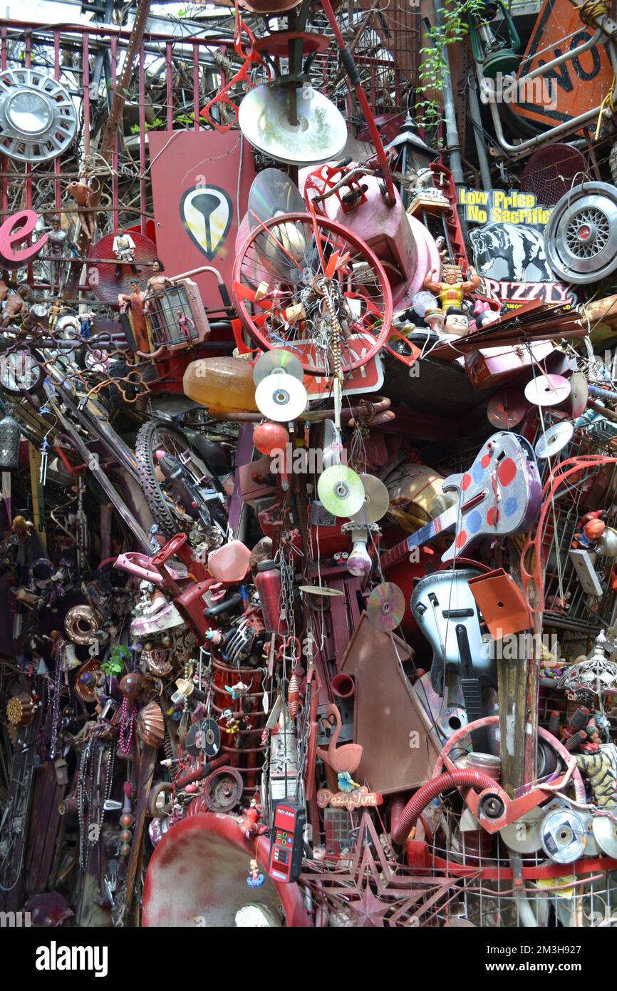 Austin texas cathedral of junk hi-res stock photography and images - Alamy