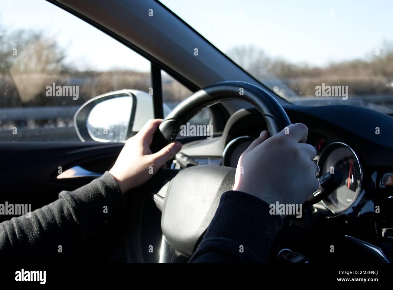 Car copy space hi-res stock photography and images - Alamy