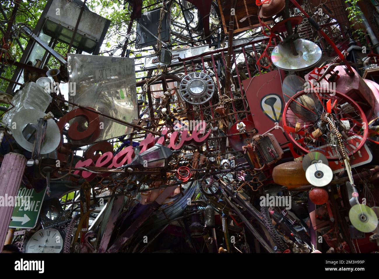 Austin texas cathedral of junk hi-res stock photography and images - Alamy