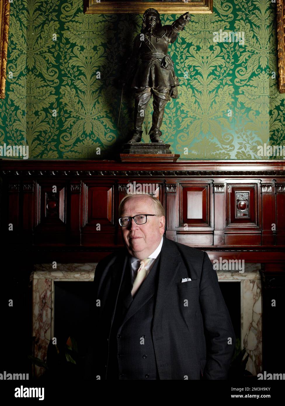 Simon Heffer at the Oldie Literary Lunch 13-12-2022 The National ...