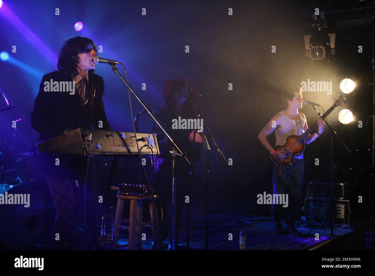 Foxygen hi-res stock photography and images - Alamy