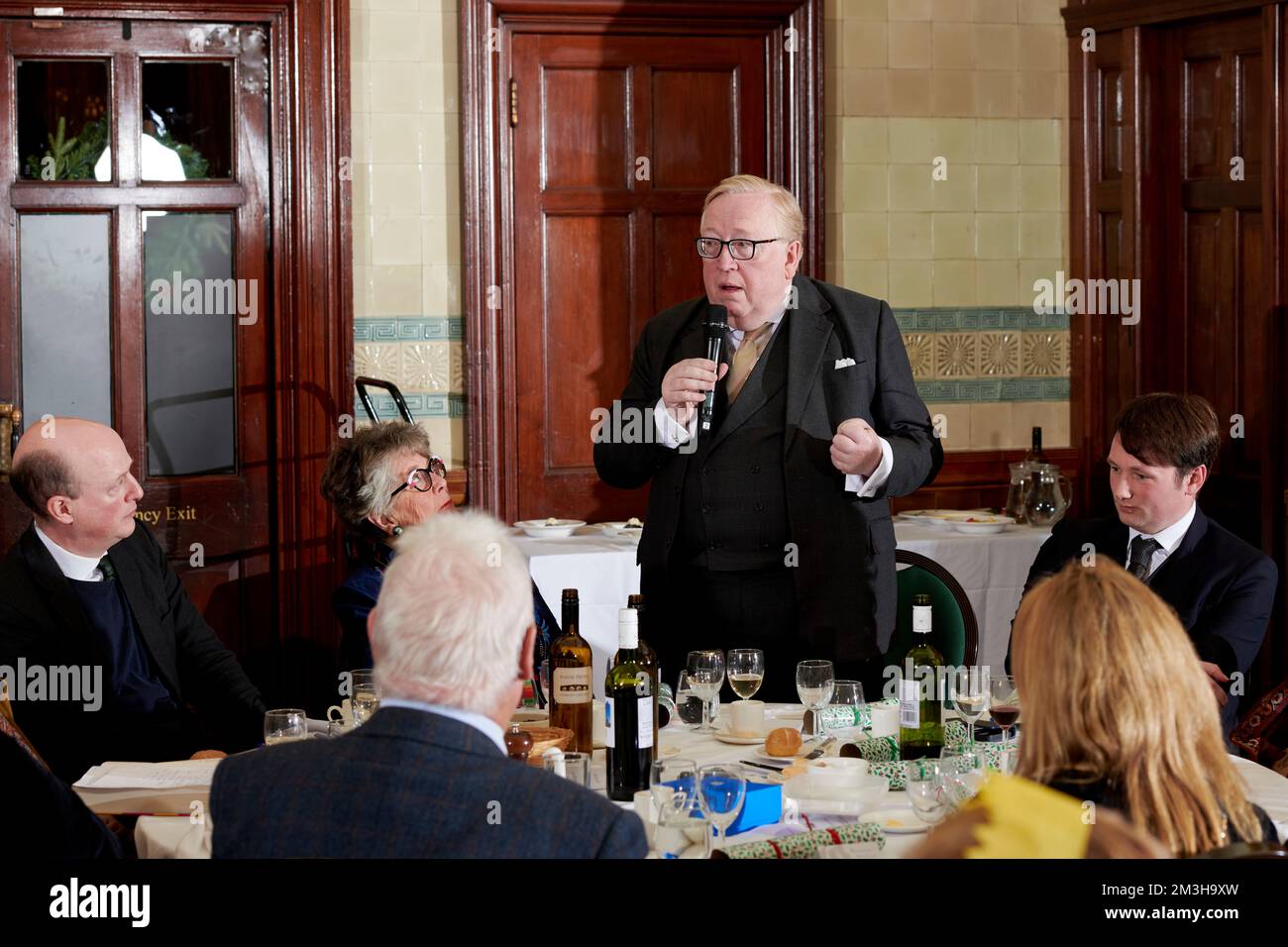 Simon Heffer at the Oldie Literary Lunch 13-12-2022 The National ...